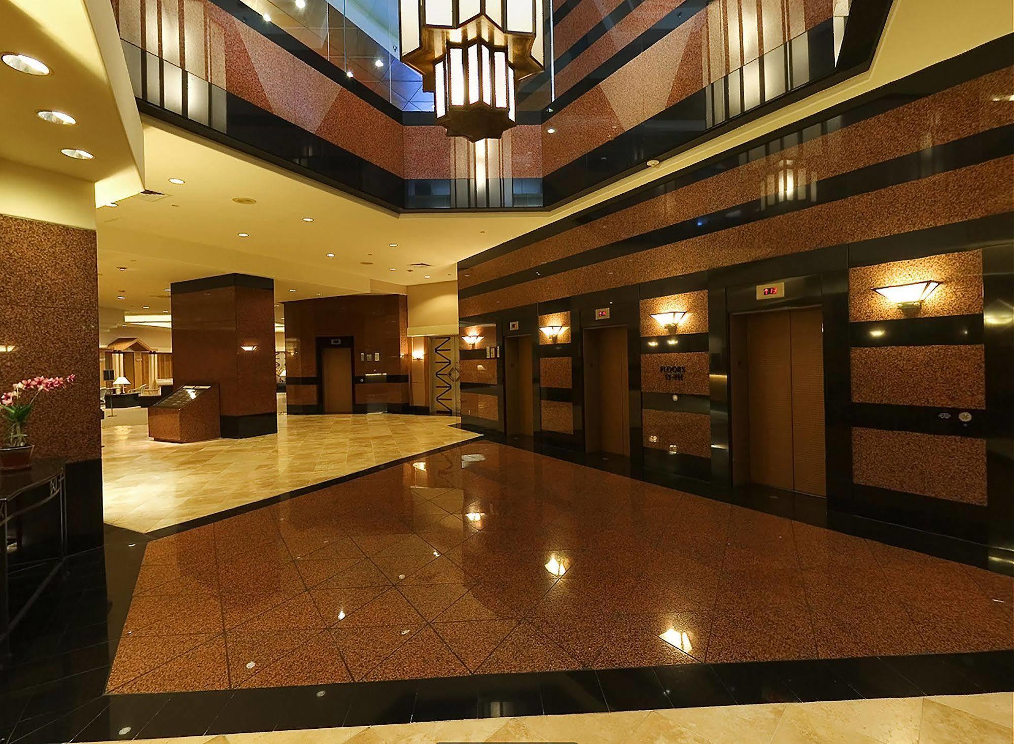 ASTON AT THE EXECUTIVE CENTRE HOTEL HONOLULU | BEST RATES GUARANTEE ...